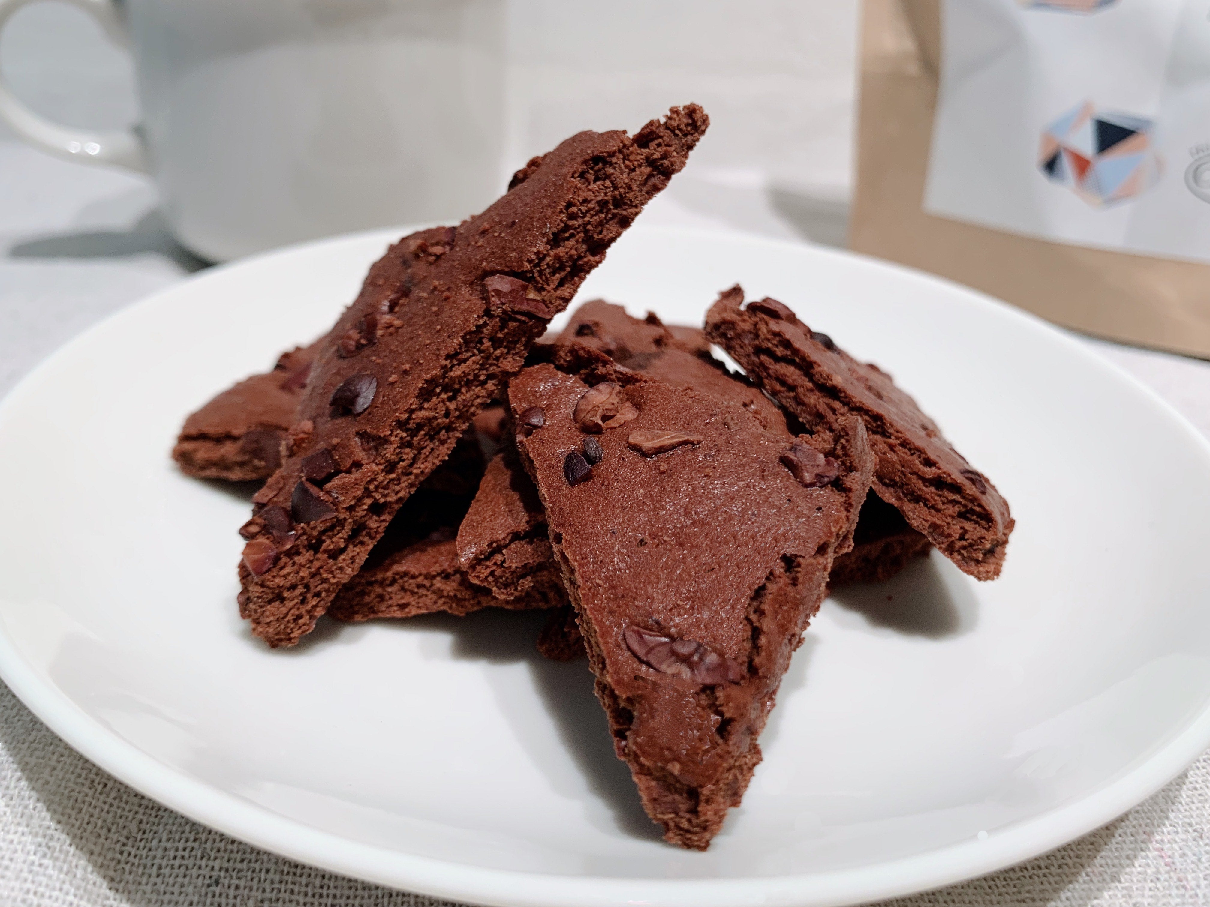 brittle(ブリトル) 袋入り – WHOSE CACAO